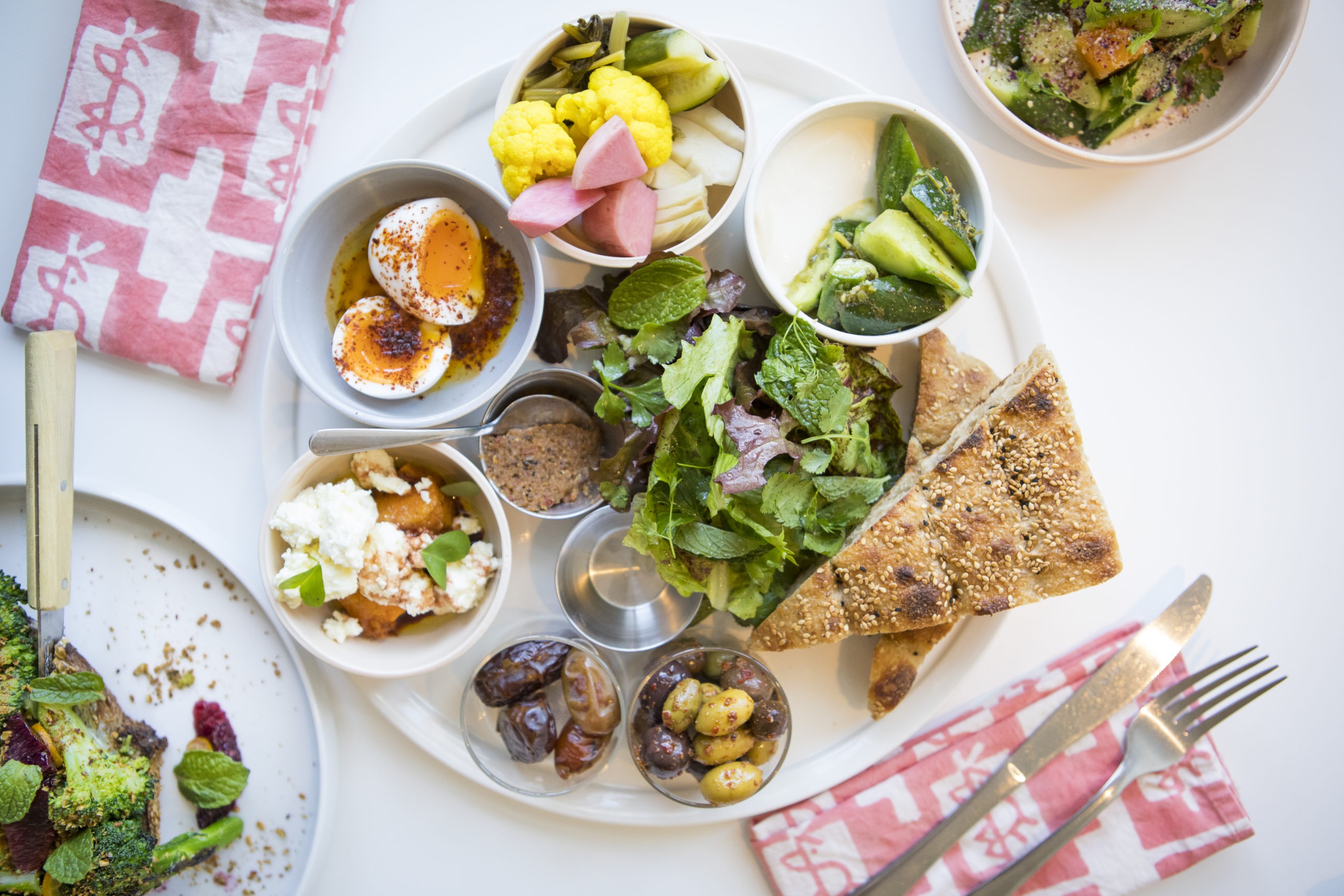 The Upper Ivy Food Guide: The Best Vegan Restaurants in Los Angeles